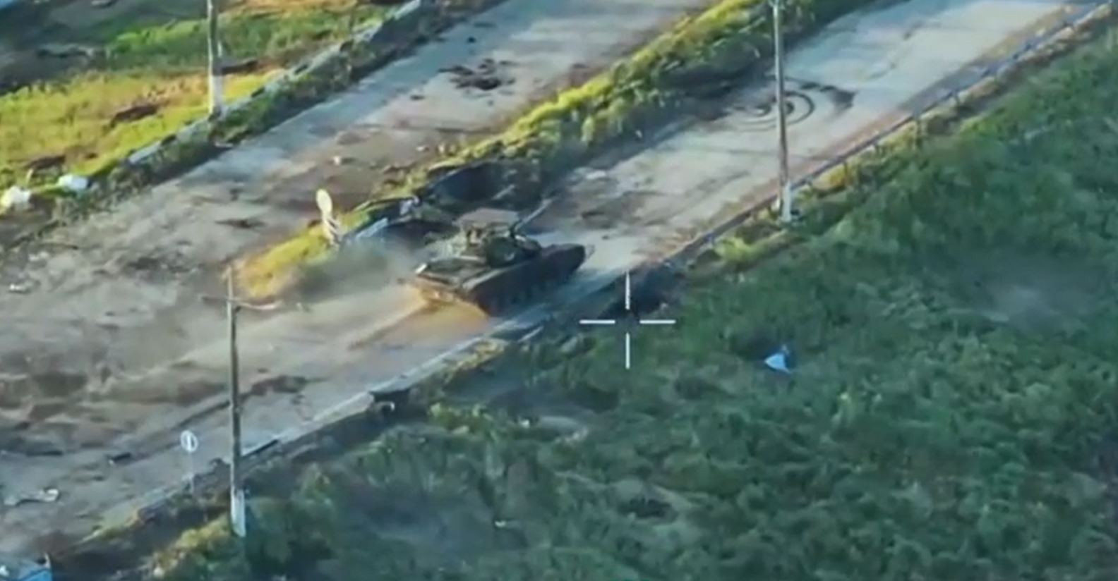 Прикордонники показали як гарно горить російський танк на лівому